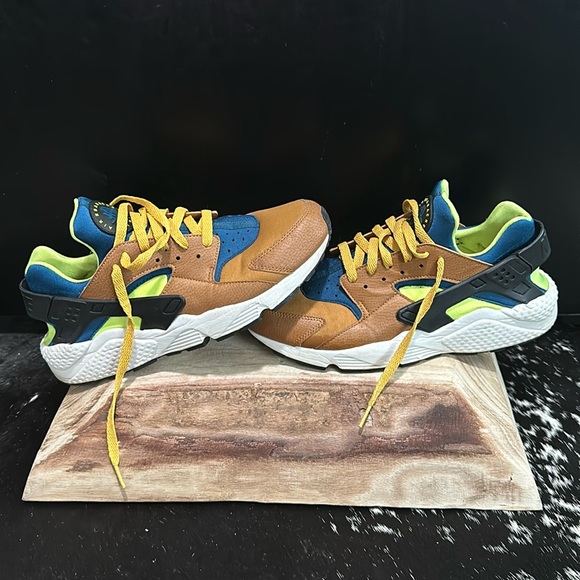 Nike | Shoes | Air Hurrache Lows | Poshmark